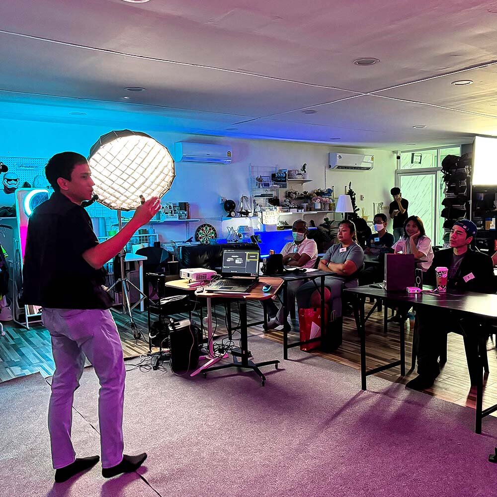 บริการ Workshop - Aiman Studio รับจัด Workshop จัดแสง ตั้งกล้อง